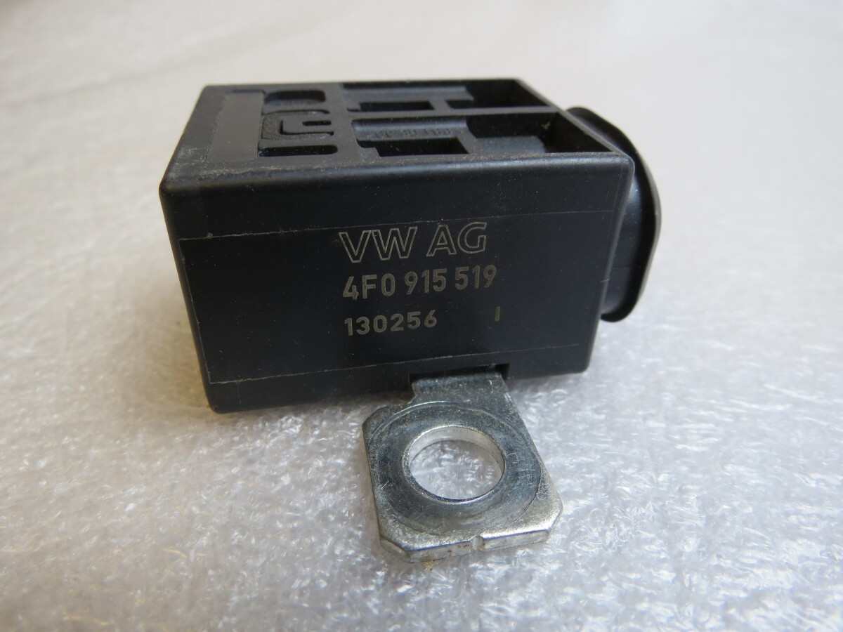 Audi A4 A5 A6 Q7 Batterieüberlastungsschutz M13878 4f0915519 | eBay.de