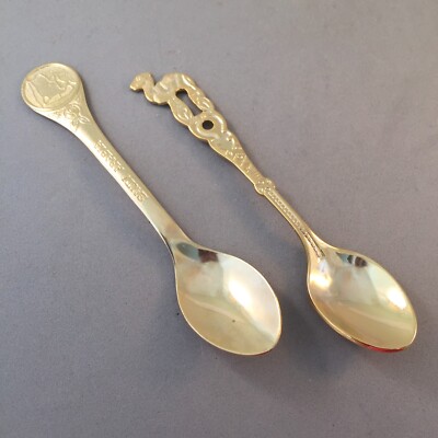 Collector Souvenir Spoon Gold Tone Set SAUDI ARABIA Map & Camel ...