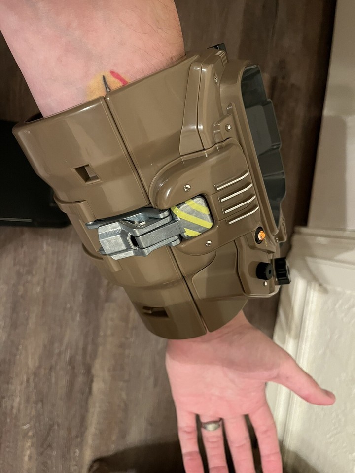 Fallout 4 Pip-Boy Model 3000 Mk IV Collector's Edition with Case -No ...