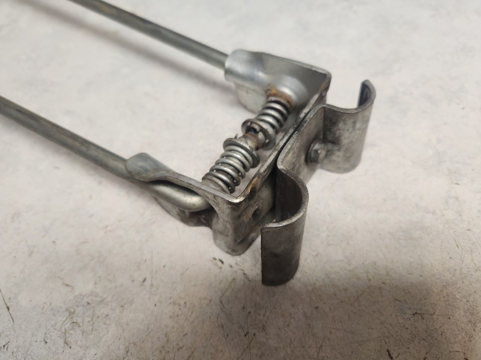 Mantis Tiller Kick Stand | eBay