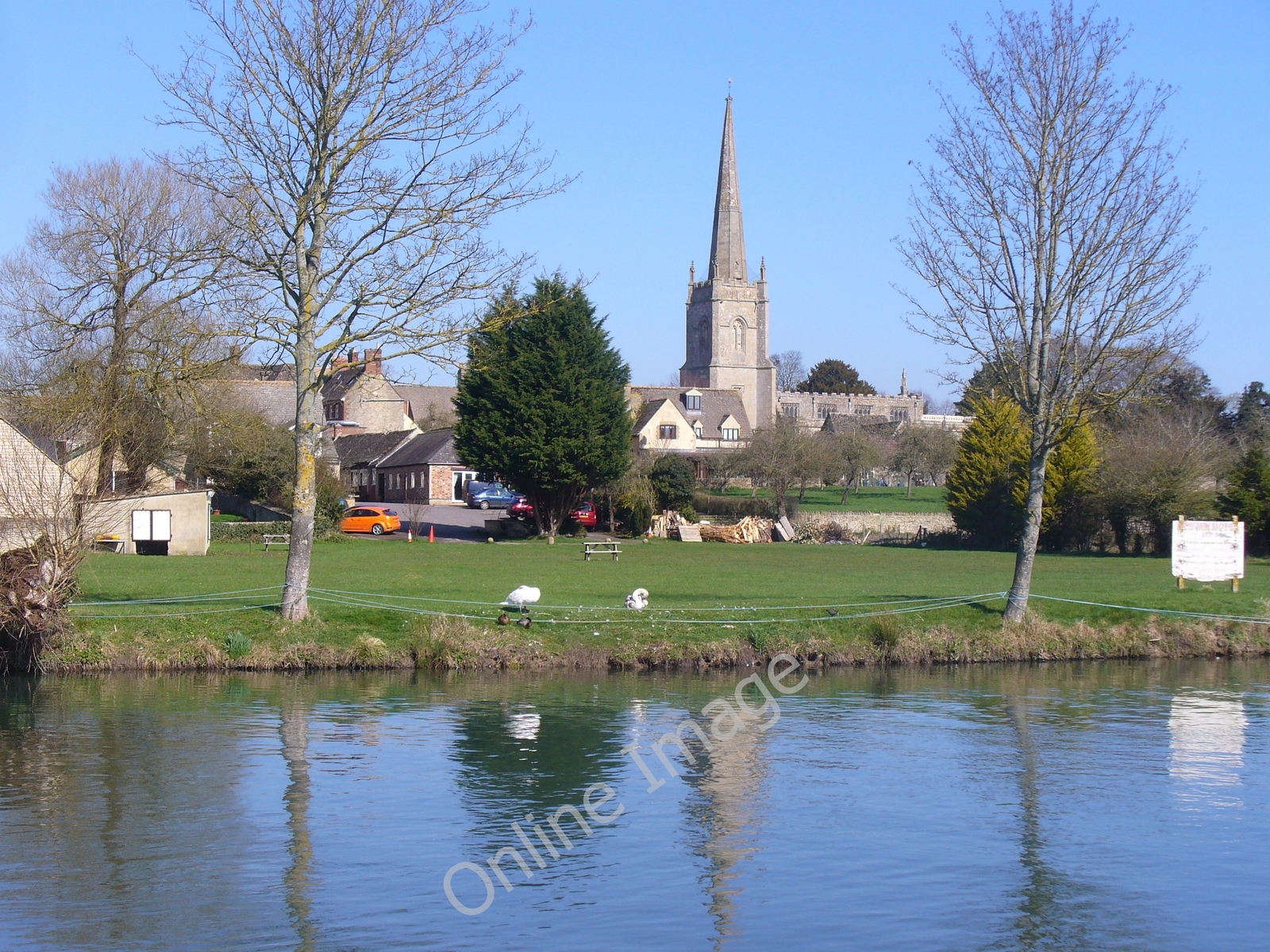 Photo 12x8 Lechlade from the Thames Path Lechlade on Thames View of ...