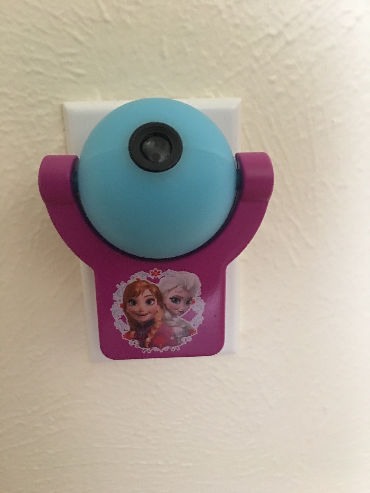 Kids Disney Frozen Projectable LED Plug-In Night Light Colorful Mini ...