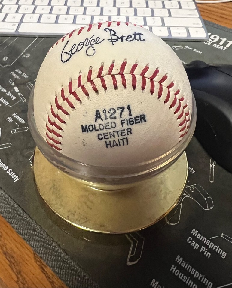Vintage Wilson George Brett Autograph Baseball Facsimile 1980s ...