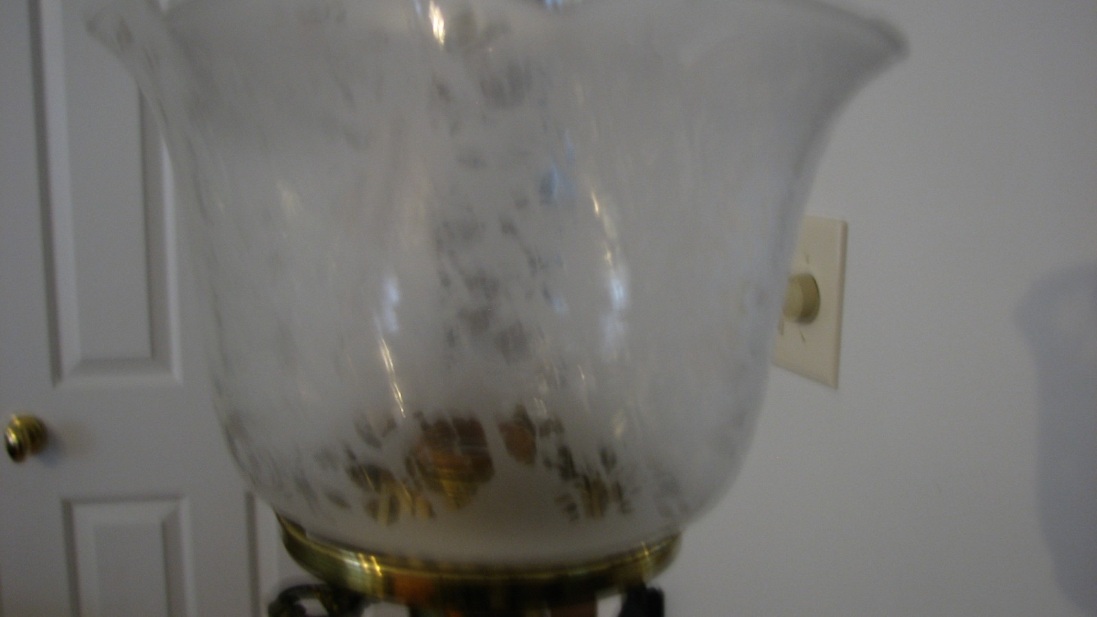 SATIN ETCHED GAS LIGHT SHADE GLOBE 5 1/2 " TALL, 4" LIP FITTER 7 1/2 ...