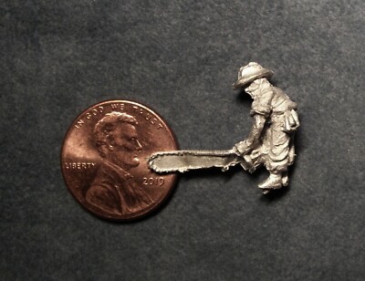 Gandy Dancers HO Scale Metal Unpainted Figure "Man with Chainsaw Bent ...