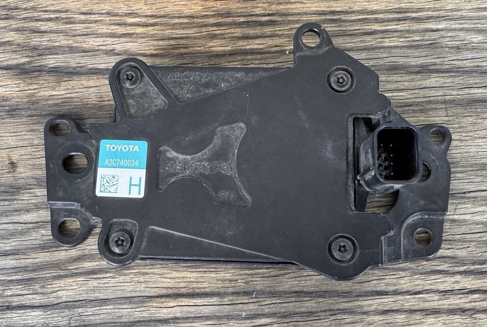 2018-2019 Toyota Camry Cruise Control Distance Radar Sensor 88210-06010 ...