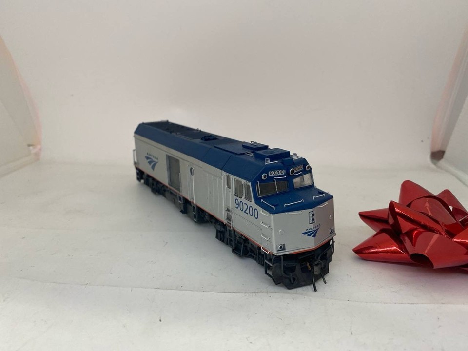 HO Rapido Amtrak NPCU PhV 90200 DCC Sound weathered | eBay