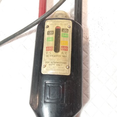 Amp & Voltmeters - Wiggy Voltage Tester