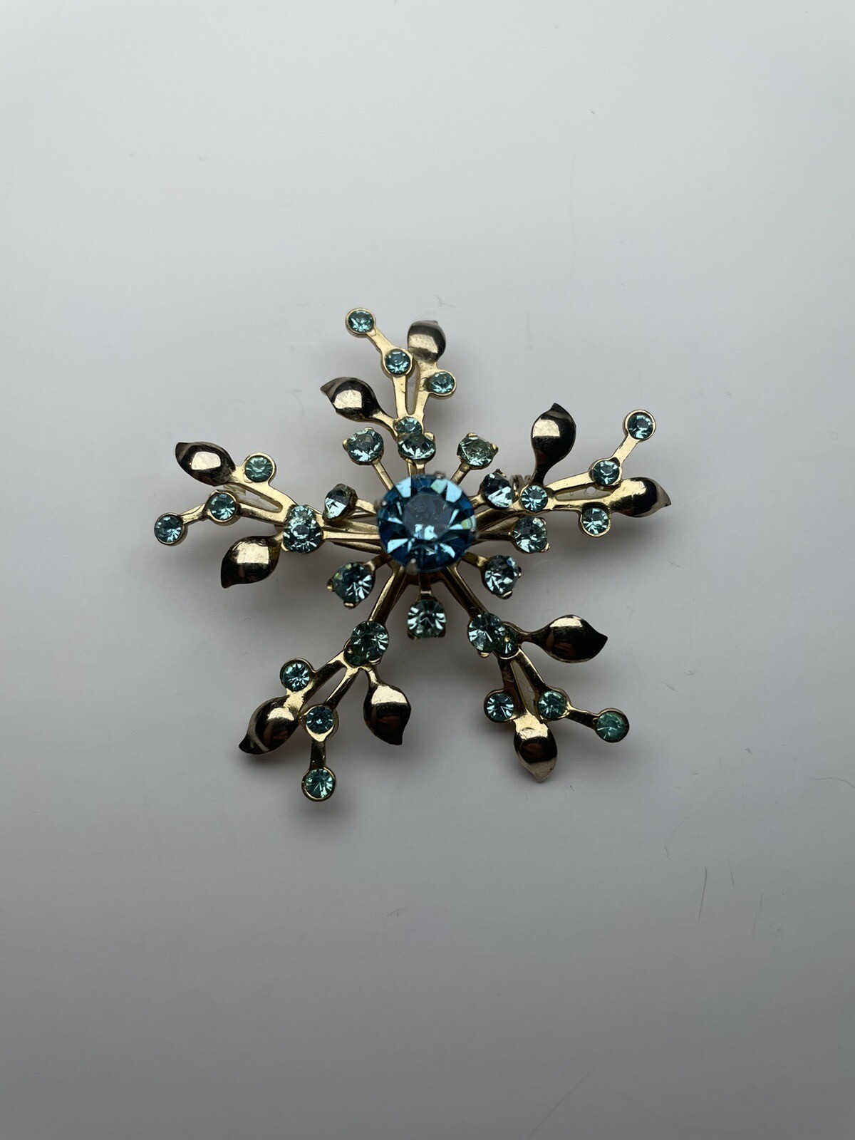 Signed CORO Light Blue Rhinestone Tiered Snowflake pin | eBay