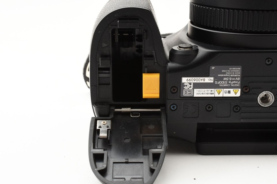 FUJIFILM FinePix S100FS 11.1MP Digital Camera Black w/hood [Exc ...