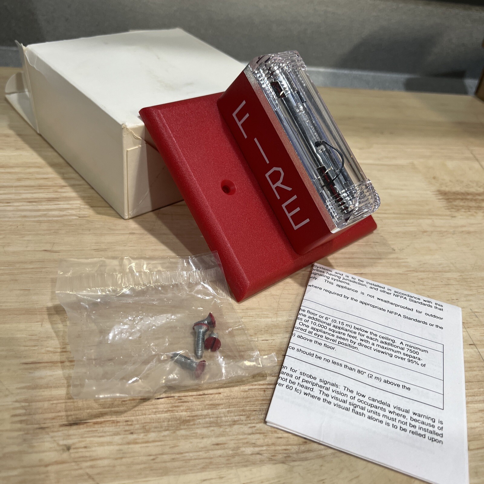 Gentex GXS-4HCR GXS 4HCR Alarm Signal Strobe 30/75CD 904-0036-002 24DC ...