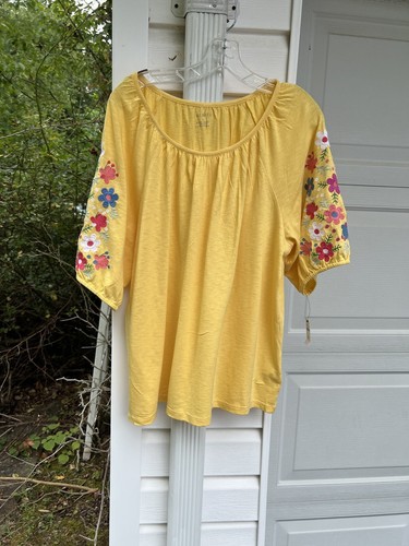 NWT Talbots Pretty Yellow Embroidered Flowers On Sleeves Scoop Neck Top ...