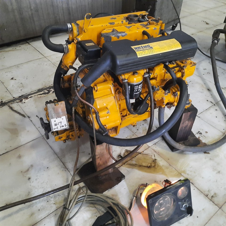 Vetus M309 Marine inboard diesel eng ex-lifeboat used good 24.7 hp ...