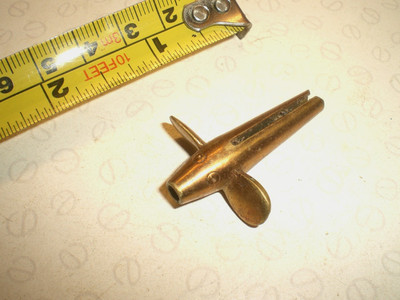 AN UNUSAL EARLY VINTAGE 1 3/4" SLOTTED HEAVYWEIGHT DEVON LURE WITH ...