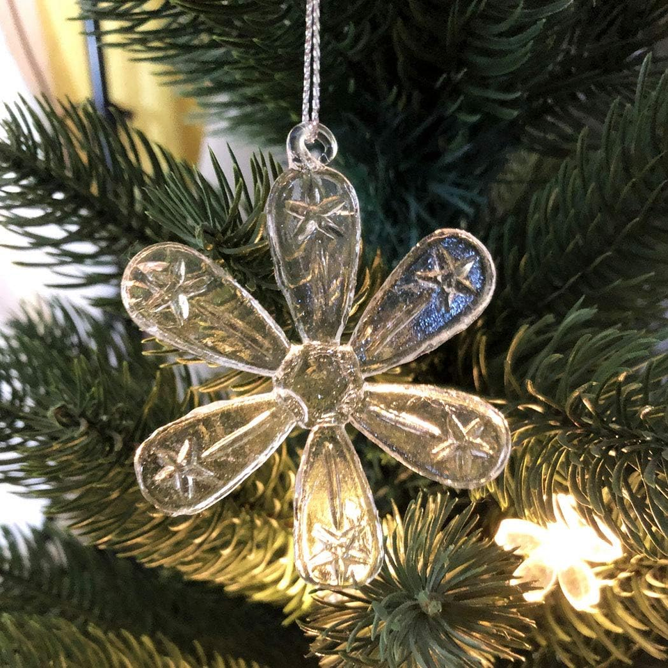Clear Glass Snowflake Ornaments for Winter Christmas Tree - Set of 12 ...