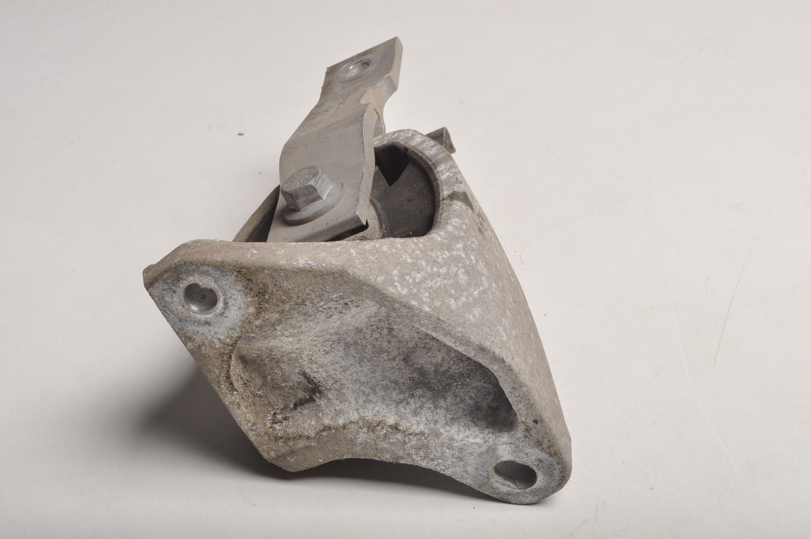 VOLVO S60 III V60 II XC60 II XC90 II V90 S90 Motorhalterung Motorlager ...