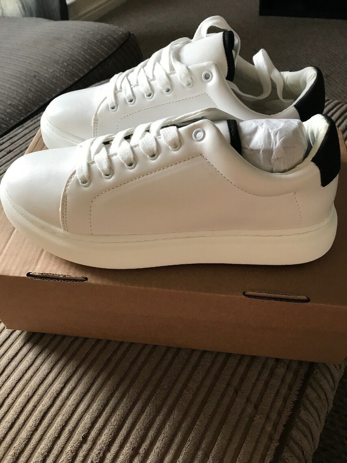 ASOS DESIGN DORO WHITE UNISEX CHUNKY SOLE TRENDY TRAINER SNEAKERS UK 6 ...