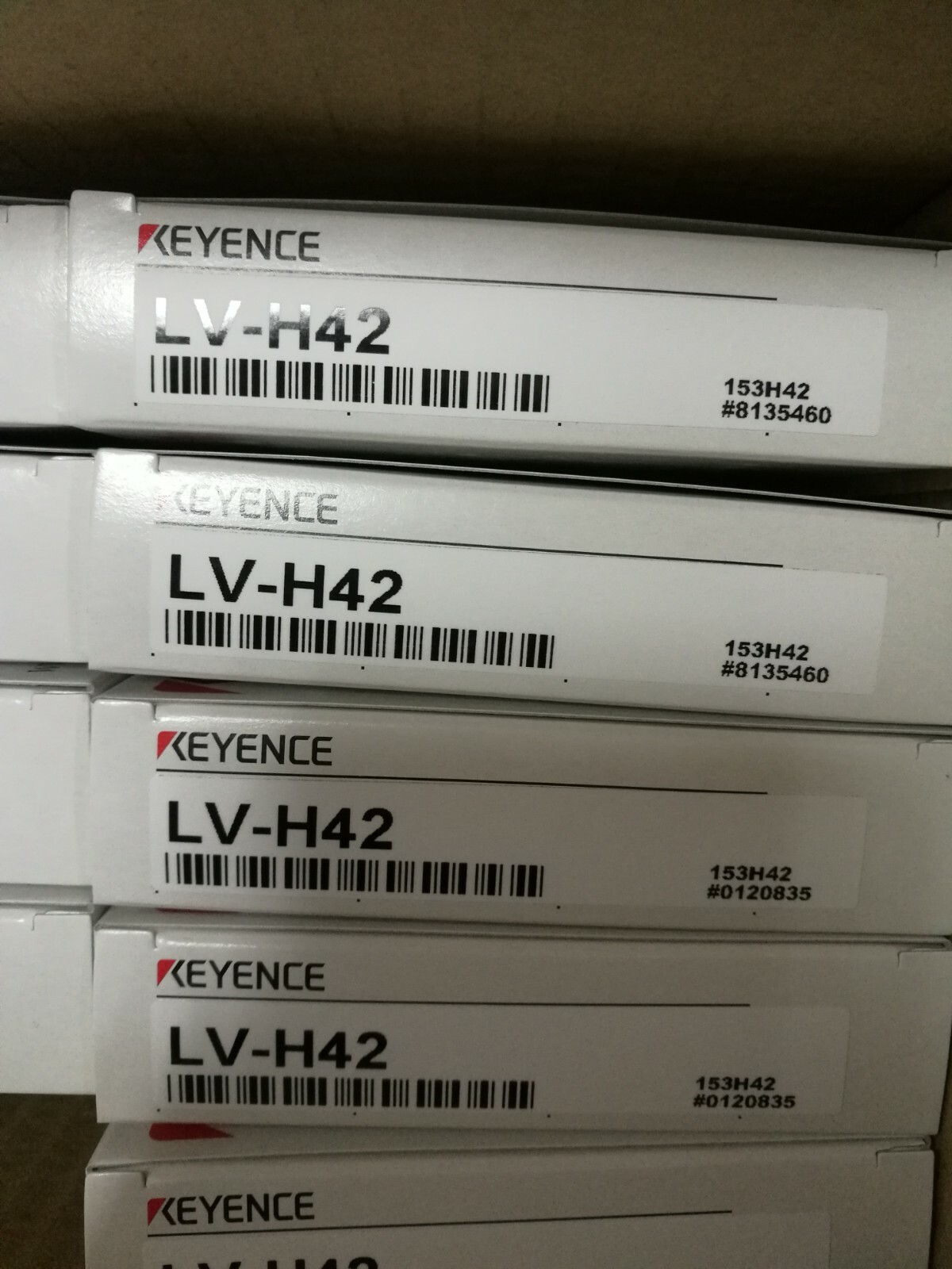 New Reflective Laser Sensor Keyence LV-H42 Long Distance Wide-Area ...