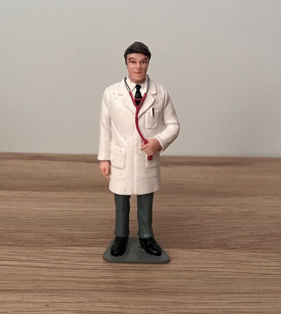 PEOPLE WHO HELP US , PROFESSIONS , KEY WORKERS *Multi Listing* Toy ...