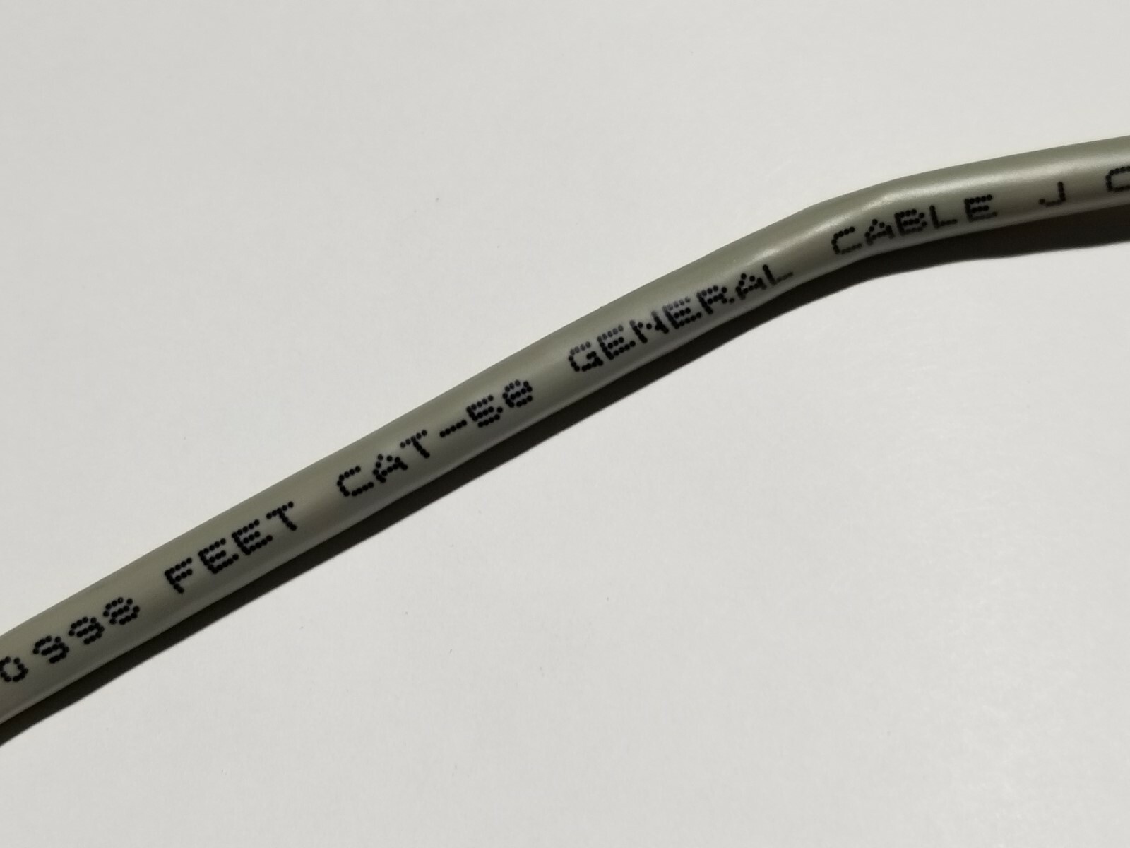 General Cable 2137146E GenSPEED 5000 24/4P UTP Cat5e Network CMX/CMR ...