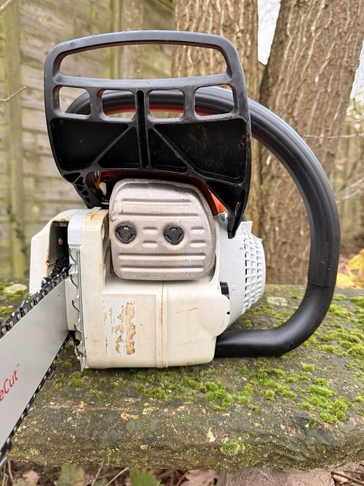 Stihl MS251c MS251 Petrol Pro Chainsaw - 16” New Oregon Bar And New ...
