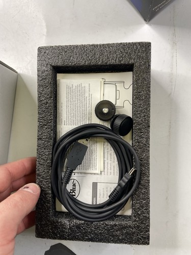 Blue Yeti USB Wired Cardioid Omnidirectional Bidirectional Microphone ...