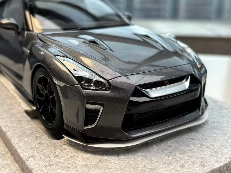 Motor helix Mh 1/18Nissan GTR R35 T Spec Gun Metal Metallic | eBay ...