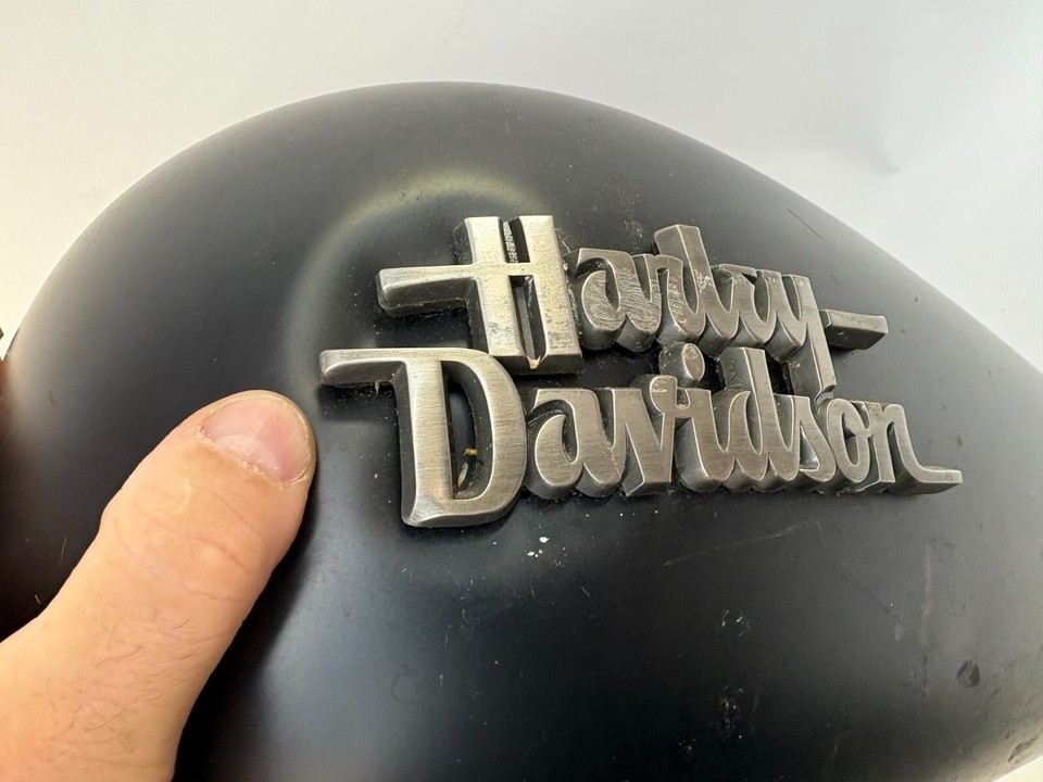 Harley Dyna FI Street Bob gas fuel tank LooK | eBay