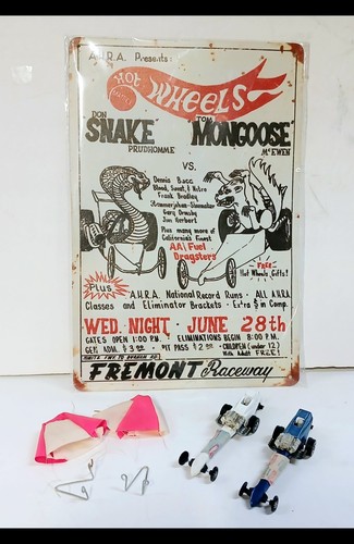 Hot Wheels Redline Snake & Mongoose Dragster Pair, Chutes, and Drag ...