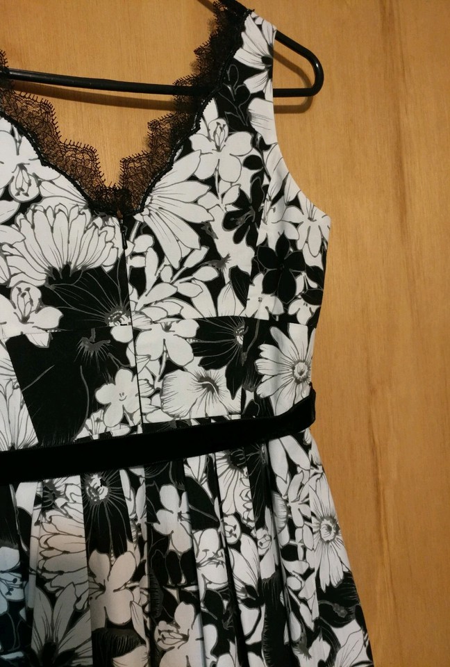 Black White Floral Dress Size 4 Rickie Freeman Teri Jon Cocktail ...