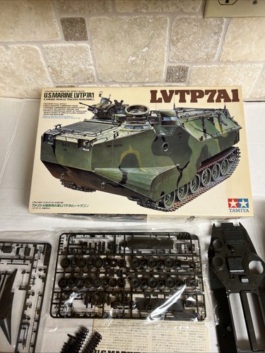 Tamiya US Marine LVTP7A1 Tracked Landing Vehicle 1/35 Plastic Model Kit #35136 | eBay