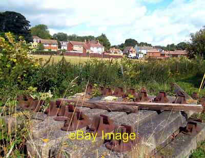 Photo 6x4 Eythorne & Old Sleepers Houses in Eythorne village viewed ...