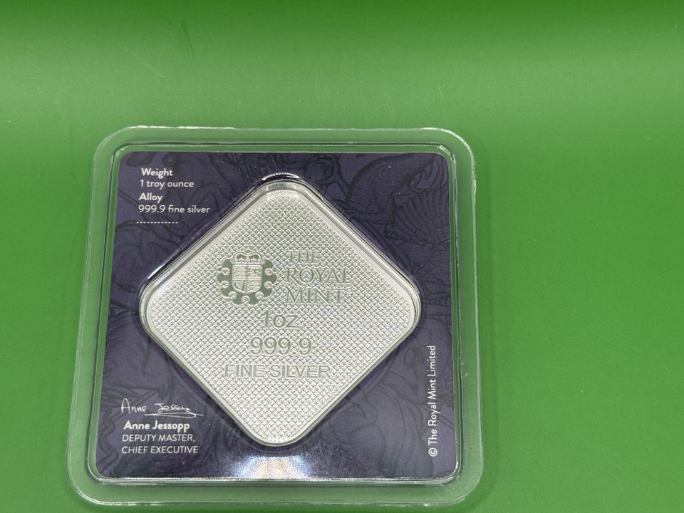 Royal Mint Queen’s Beasts Completer 1oz Silver Bullion Bar in Assay ...