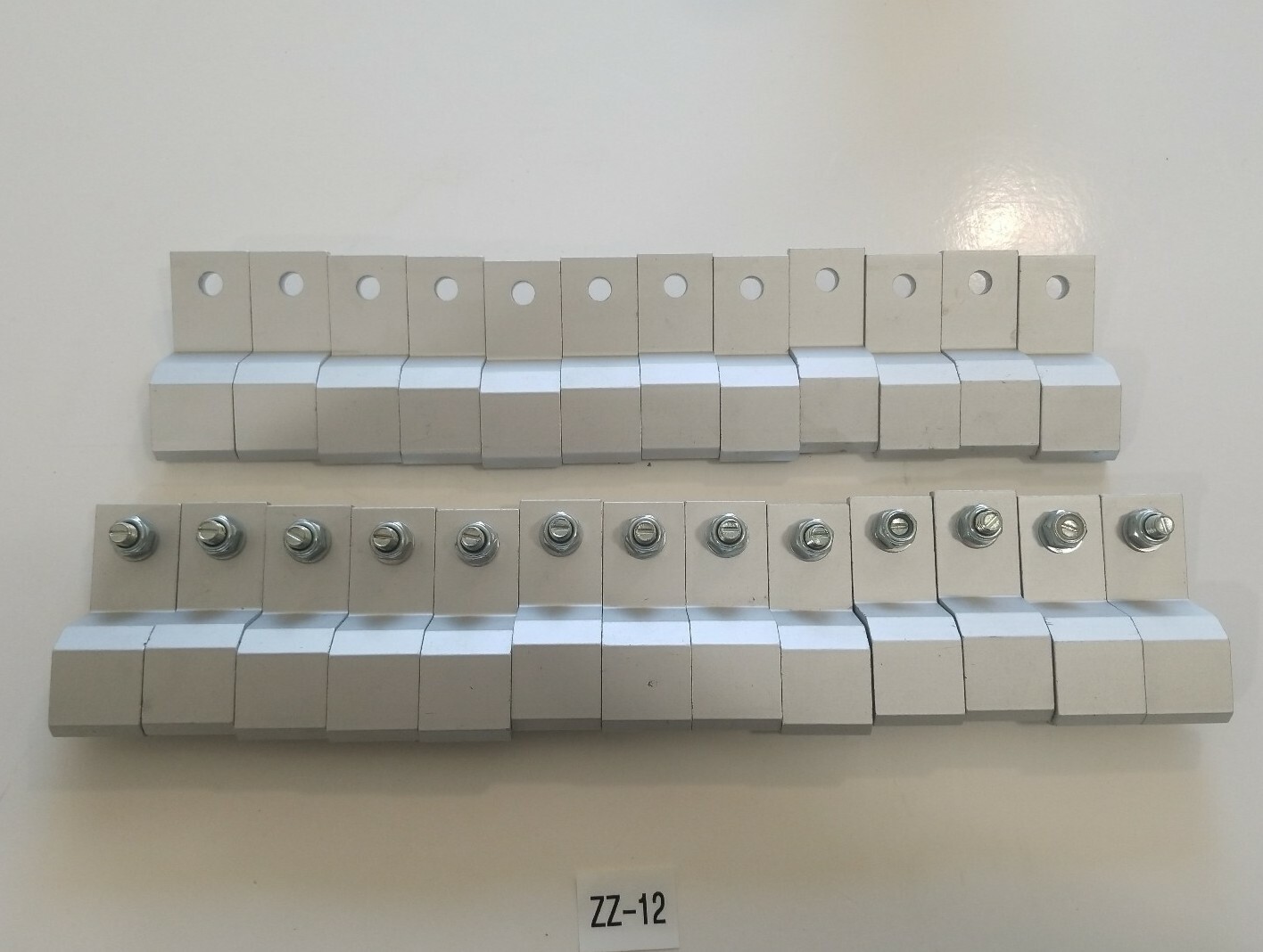 *NEW* LOT OF 25 Flexlink XLRB 28x42 Guide Rail Brackets + Warranty Fast ...