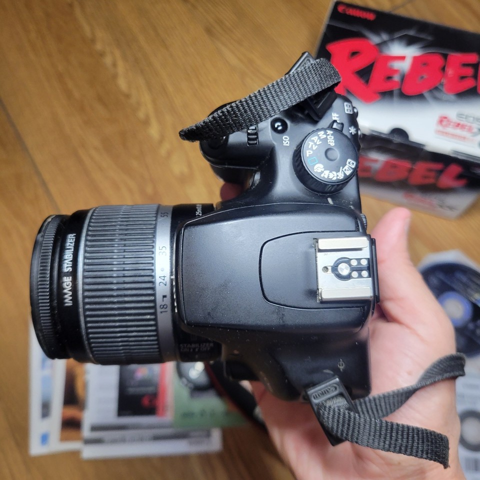 Canon EOS Rebel XS 1000D Digital SLR Camera w/ EF-S 18-55mm IS Lens ...