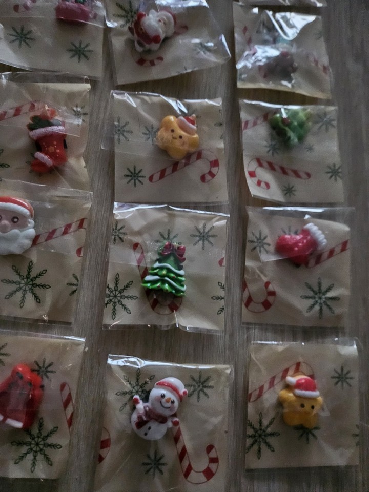Assorted Festive Refrigerator/Whiteboard Magnets | eBay UK