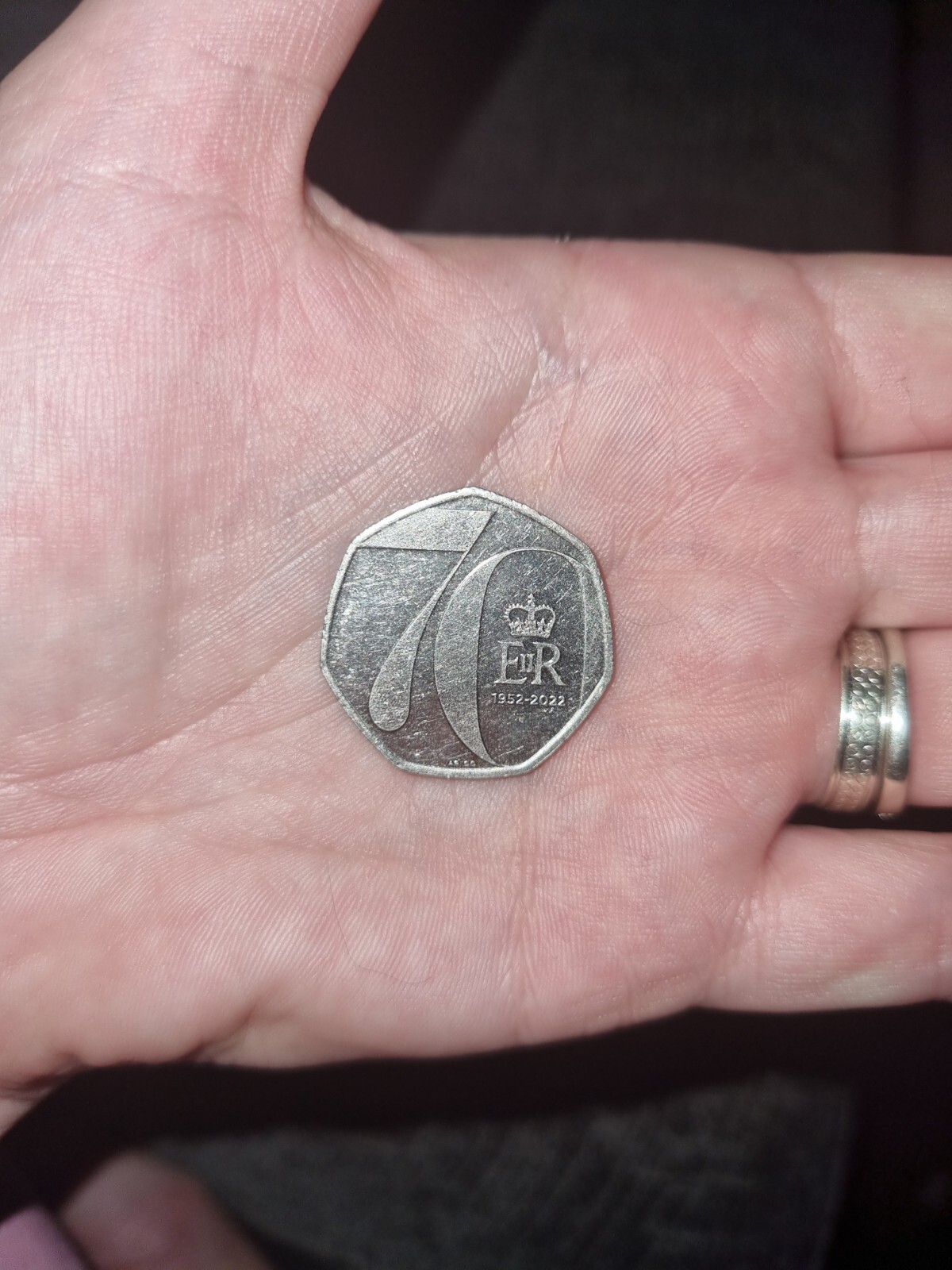 50p Coin HM Queen Jubilee 70th ER 2022 .Rare HM Queen 50p Coin 2022 ...