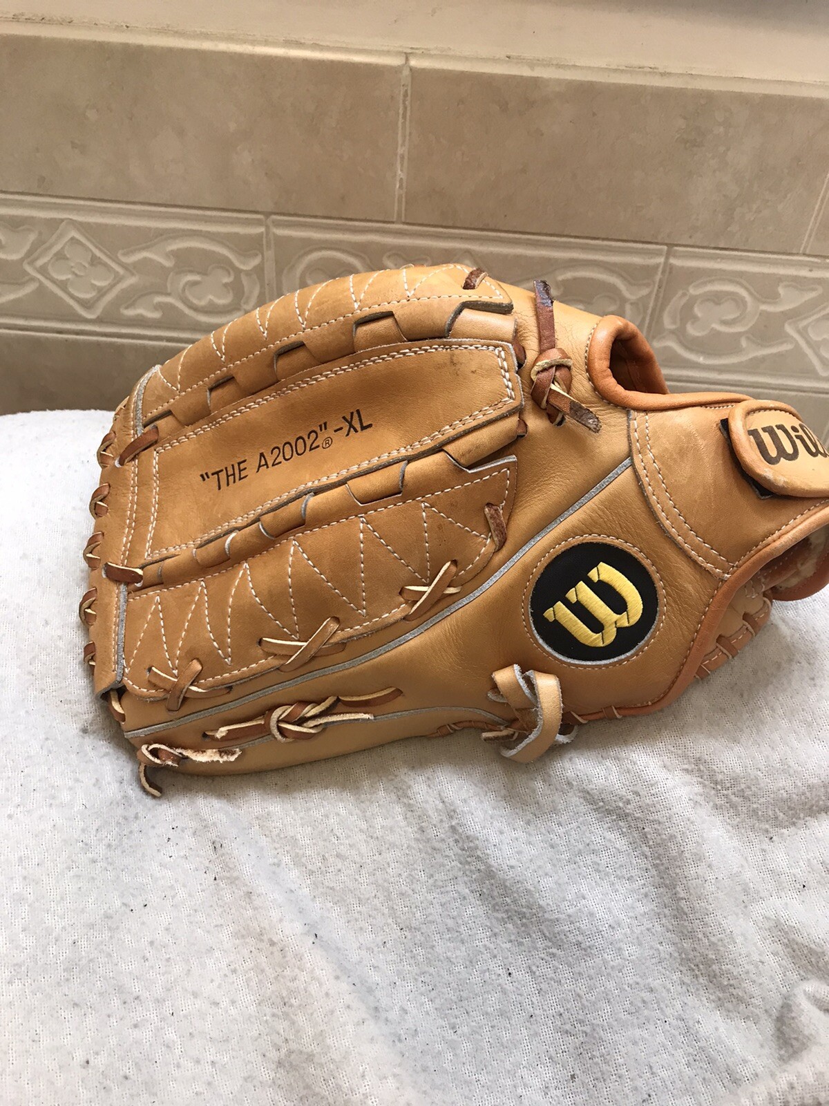 Wilson A2000 XL 12.75” Baseball Pro Stock Pitcher’s Glove Left Throw ...