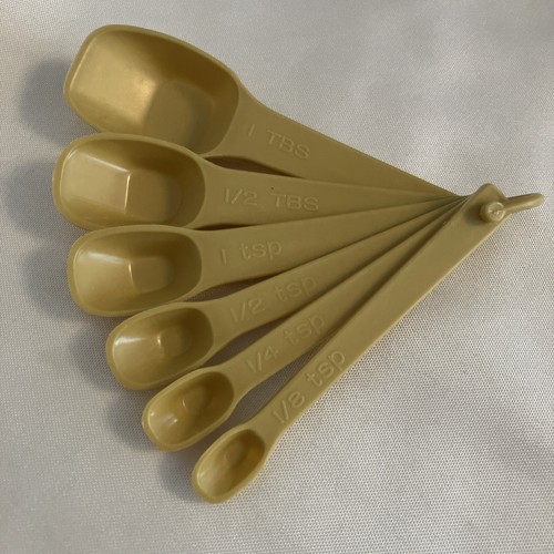 Vintage Tupperware Measuring Spoons Set 6 Yellow 2236 2235 2234 2233 ...