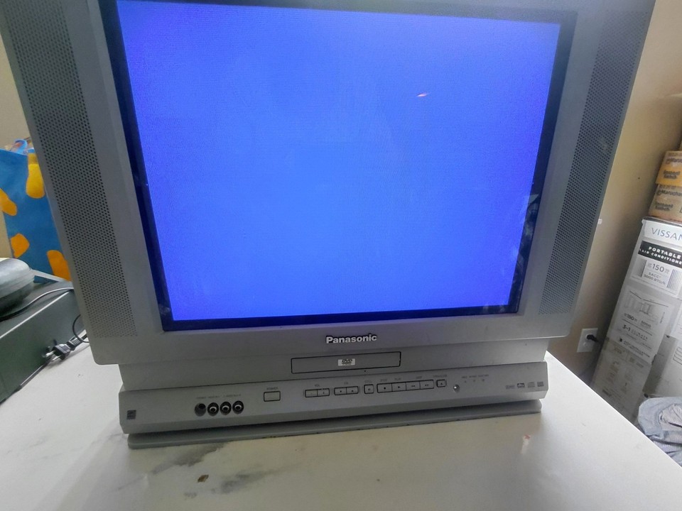 Panasonic PV-20DF64 television. Vintage 20" Color CRT Retro Gaming TV ...