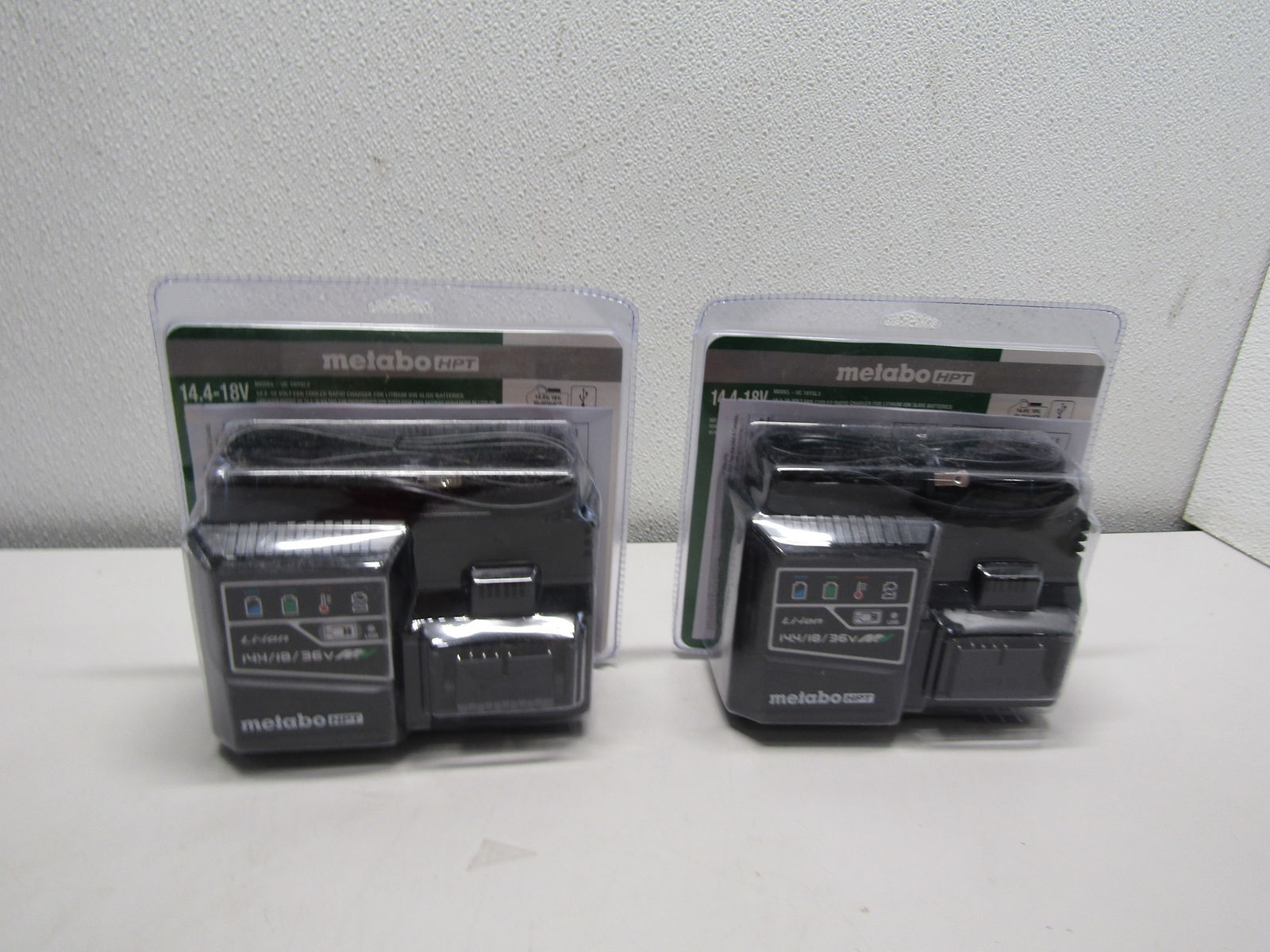 LOT OF 2 Metabo HPT 14.4/18/36-Volt Lithium-Ion Battery Charger ...