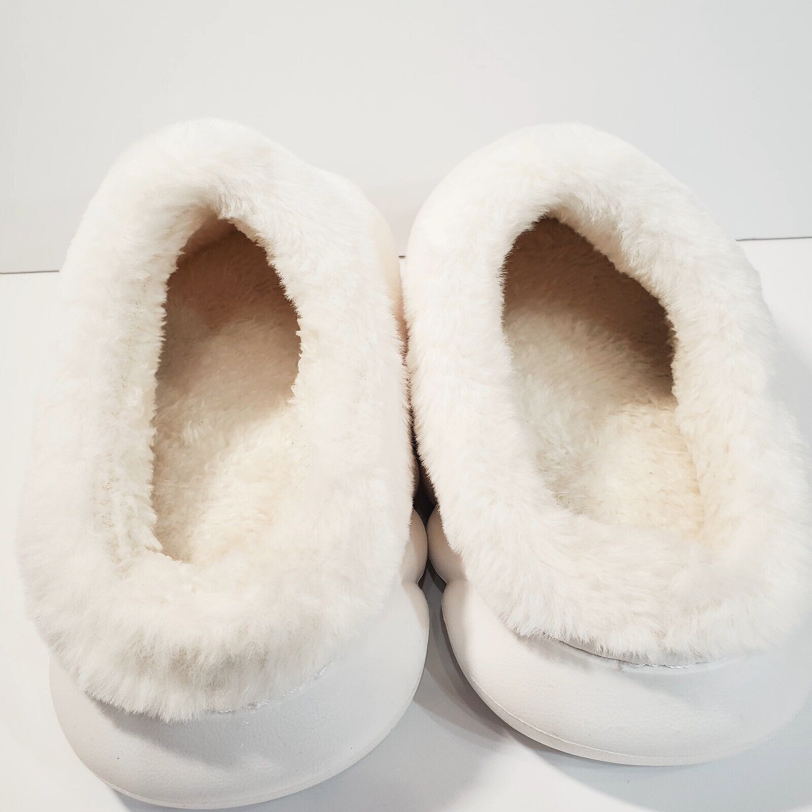 SLIPPERS, Faux Fur White Slippers, Indoor, Soft Size 7.5 | eBay
