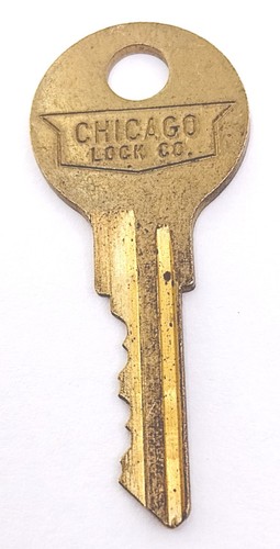 Vintage Key Chicago Lock Company Illinois Apx 1-7/8" Round Bow ...