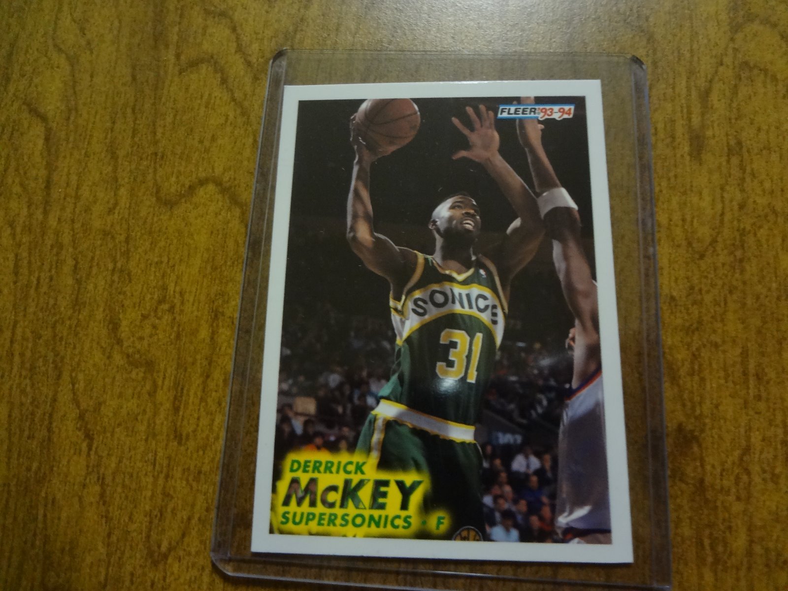 1993-94 Fleer Derrick McKey Seattle Supersonics #200 Basketball Card | eBay