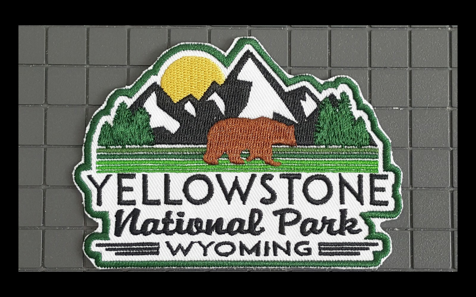 Yellowstone National Park Patch 4" x 3" Iron-On Sew-On Embroidered ...