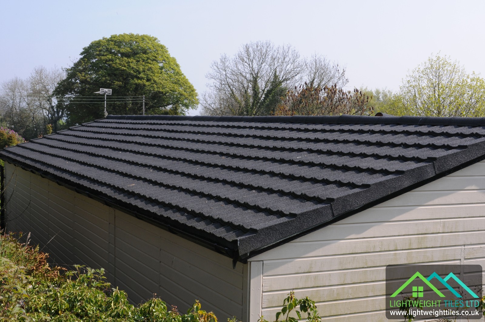 Granulated Lightweight Plastic Dry Verge Roof Edging Cap Solid ...