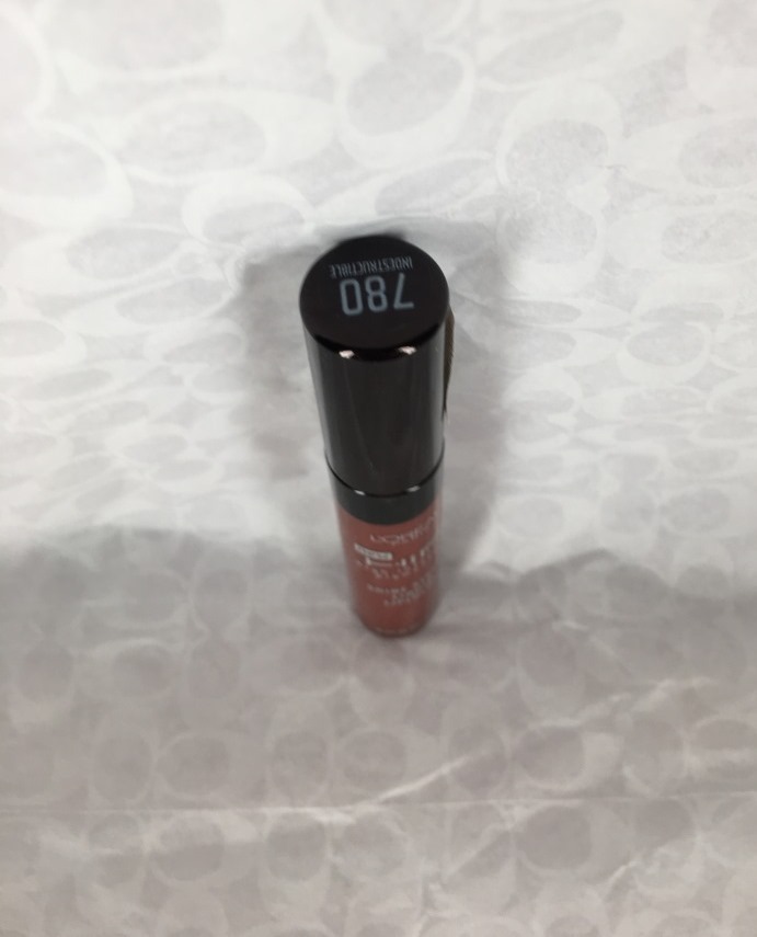 NEW L'Oreal HIP Shine Struck Liquid Lipcolor in Indestructible 780 Full ...