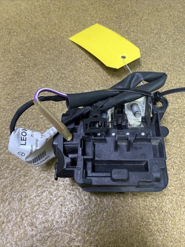 Mercedes C300 W205 Battery Positive Cable Connector Busbar 15 16 17 18 ...