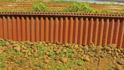 Chooch (HO Scale) #8514 Steel Cribbing Sea Wall (Medium) Flexible Wall ...