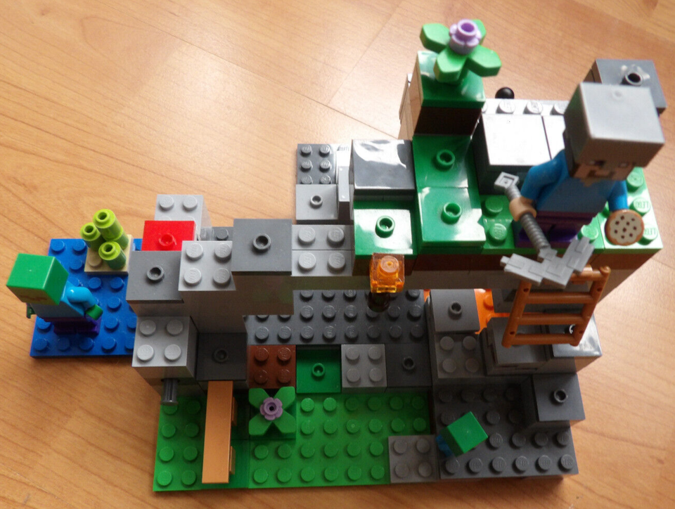 LEGO - 21141 - Minecraft - The Zombie Cave - mit BA und 100% komplett ...